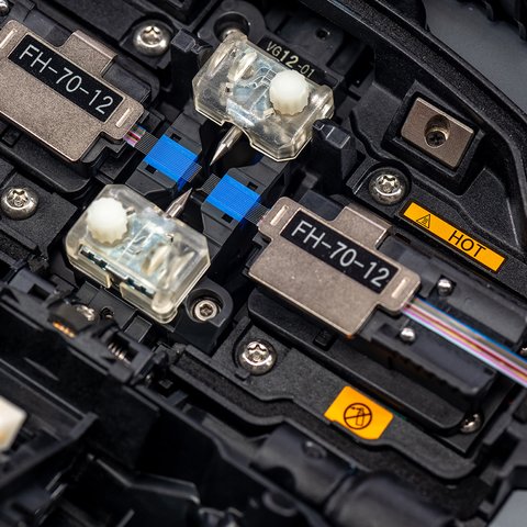 Fusion Splicer Fujikura 90R12 - ToolBoom